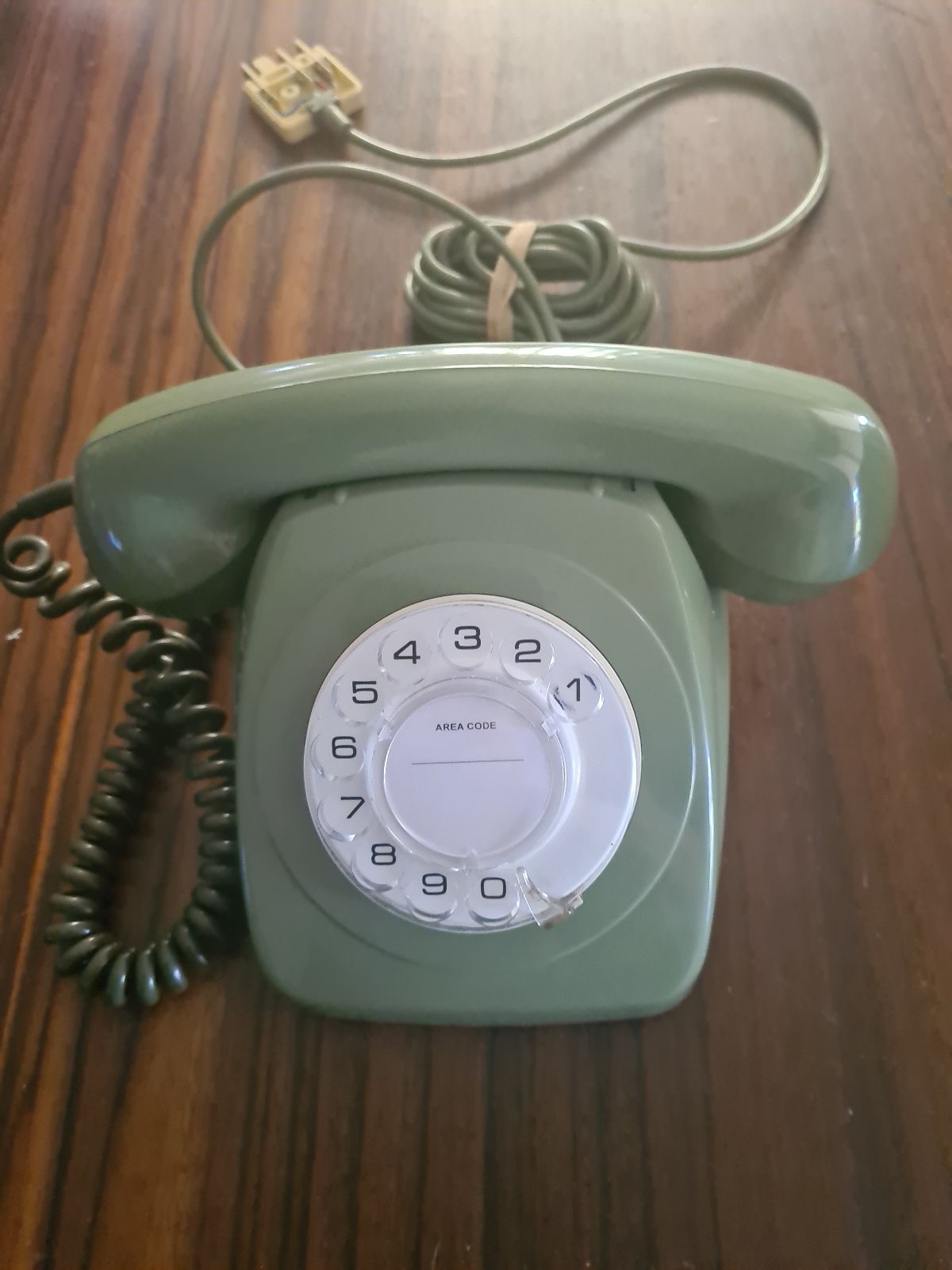 Green Restored 802 PMG/Telecom Phone NBN Ready - Retro Tech Australia